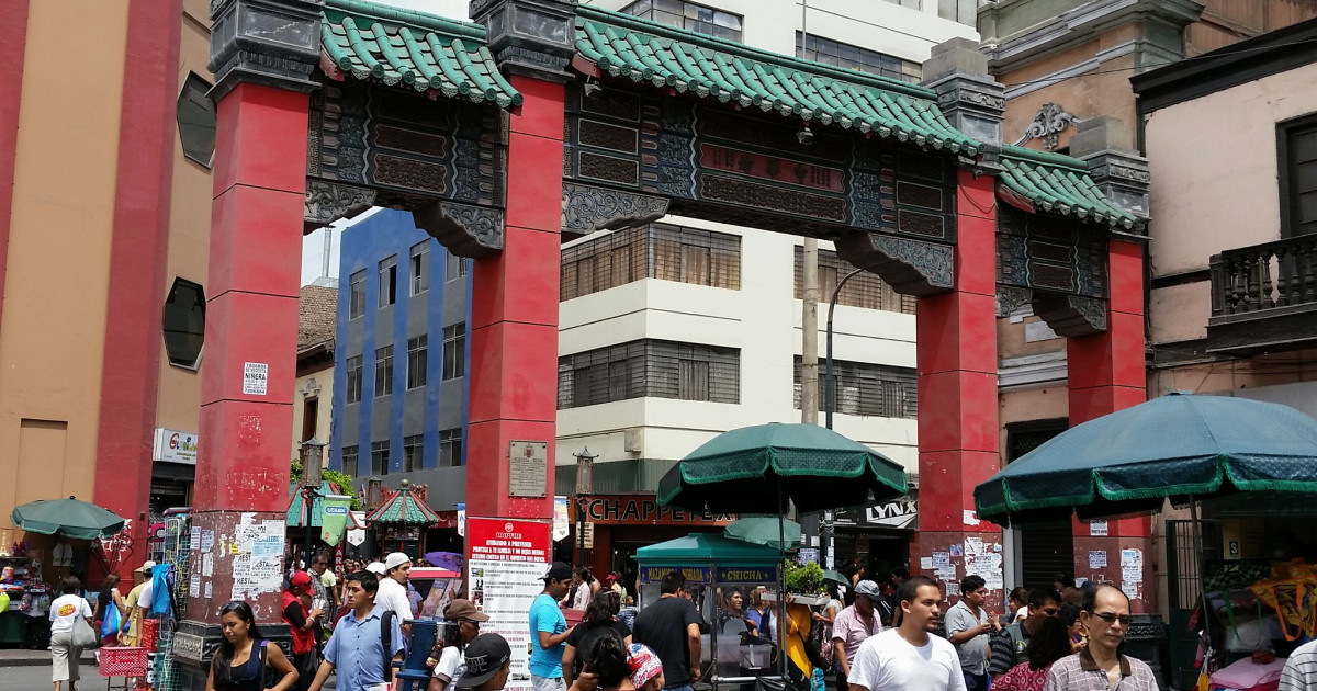Discover Lima’s Amazing Chinatown - Iberia Joven